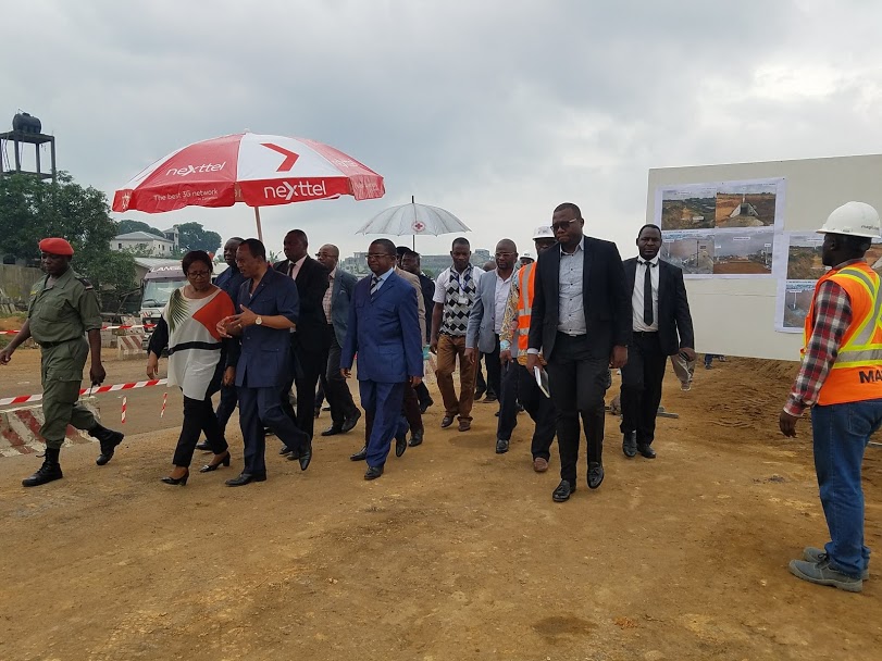 Entrée Est de Douala : le ministre des Travaux Publics instruit Eneo ...
